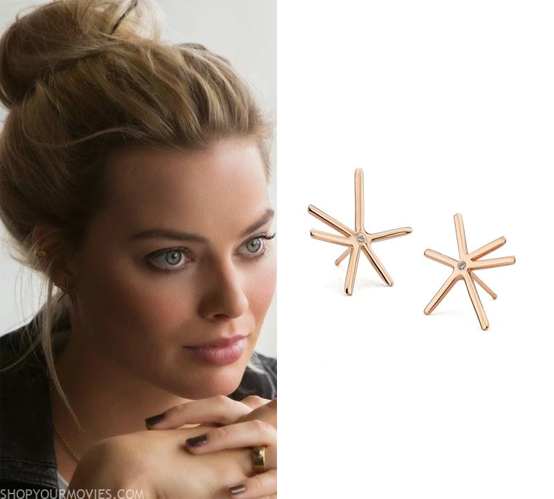 Focus: Jess’ Gold Stud Earrings | Shopyourmovies
